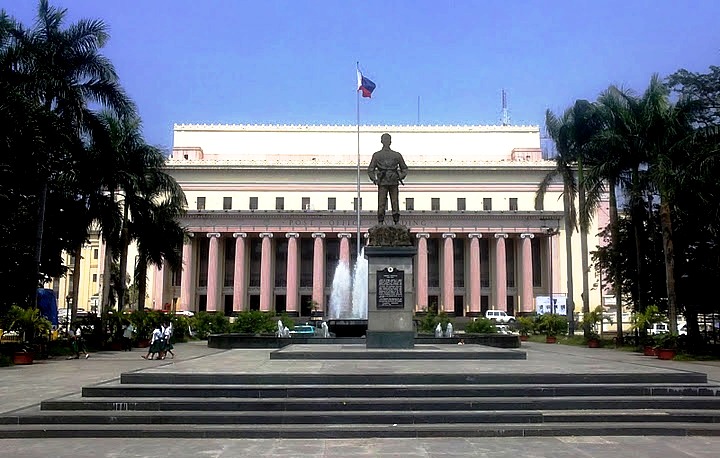 ANYTHING GOES...: Manila Central Post Office Building