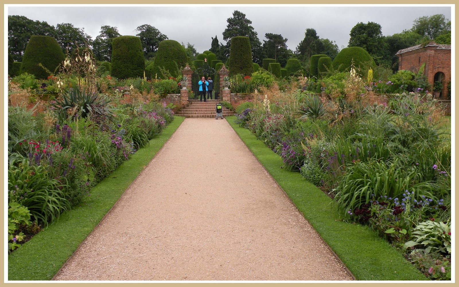 marieke nolsen: NTS house/garden Packwood