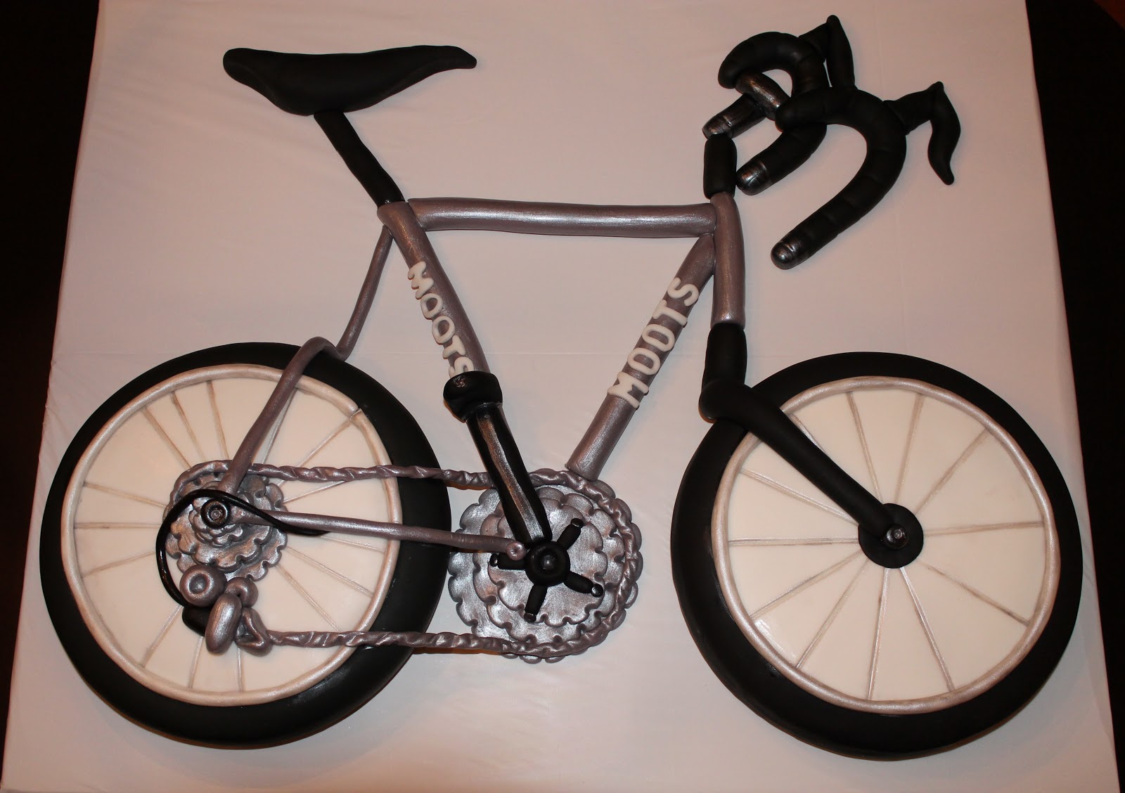 Creative Cakes by Lynn: Bike Cake, Cyclist Helmet Cake, Cyclist Shoe ...