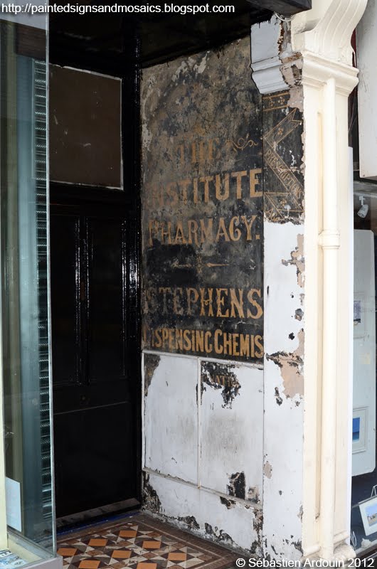 Painted signs and mosaics: June 2012