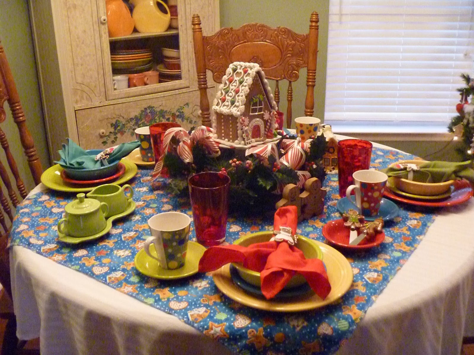 Living Life Southern Style: Gingerbread Tablescape