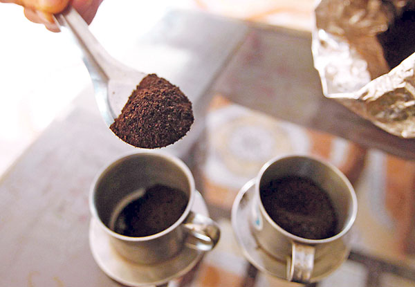 Kopi Tahi Musang Secawan RM300. [OMG]