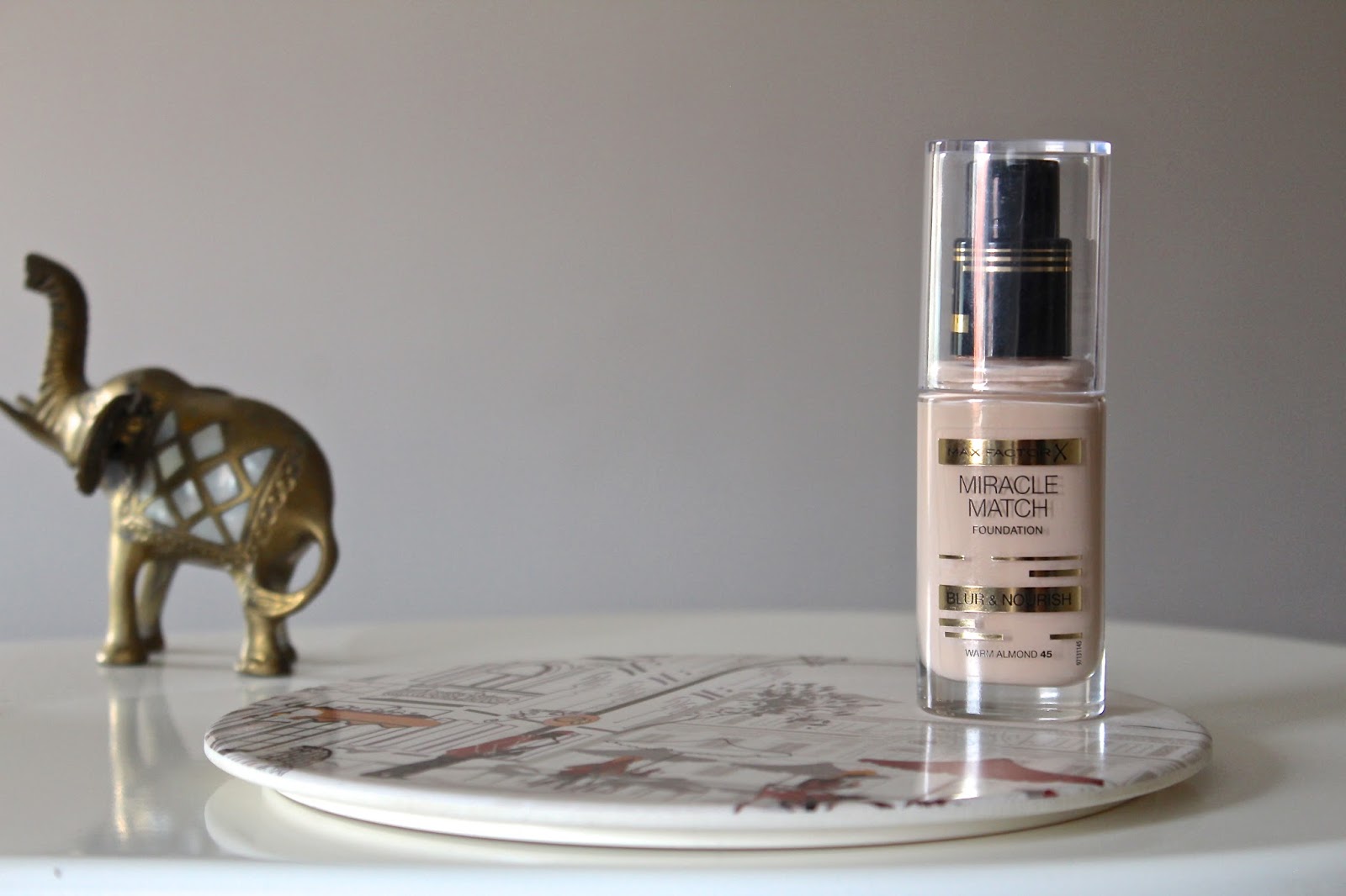 Max Factor Miracle Match foundation - MAKEUP ARENA