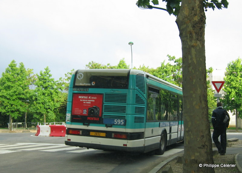 Les Tramways,Métro,RER,Bus de la RATP: Bus 595