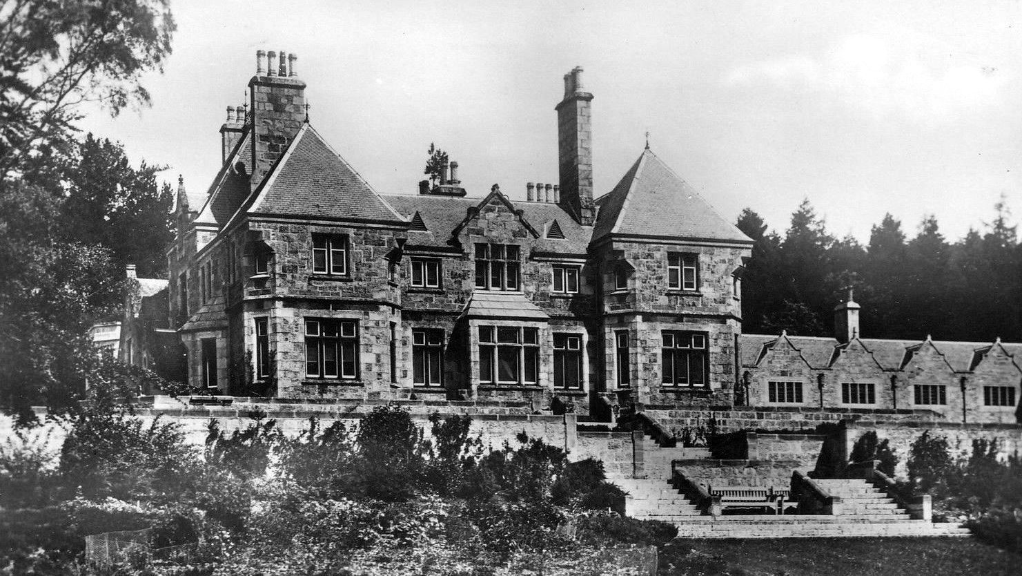 Tour Scotland: Old Photograph Tillypronie House Scotland