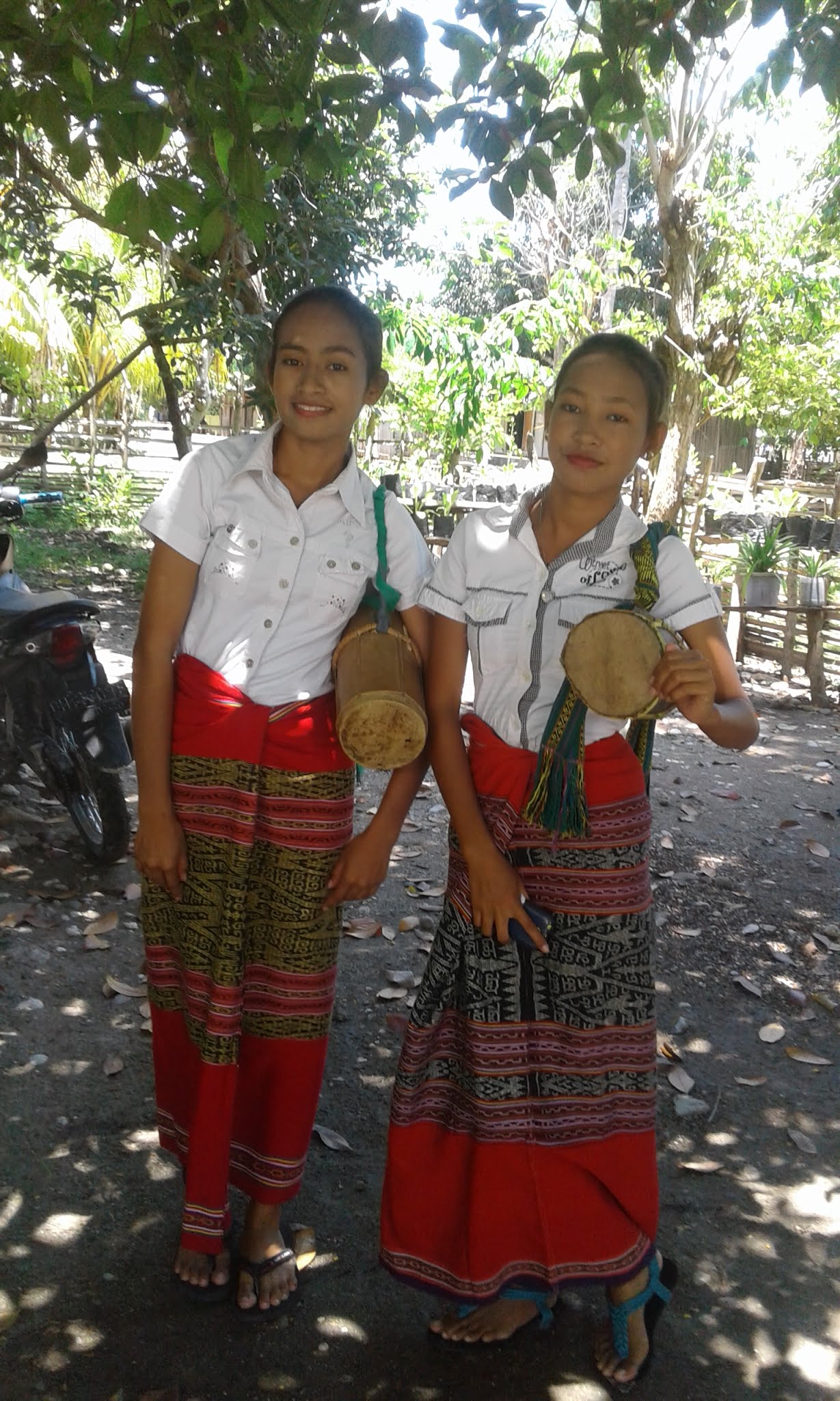 CARA BERPAKAIAN YANG SOPAN