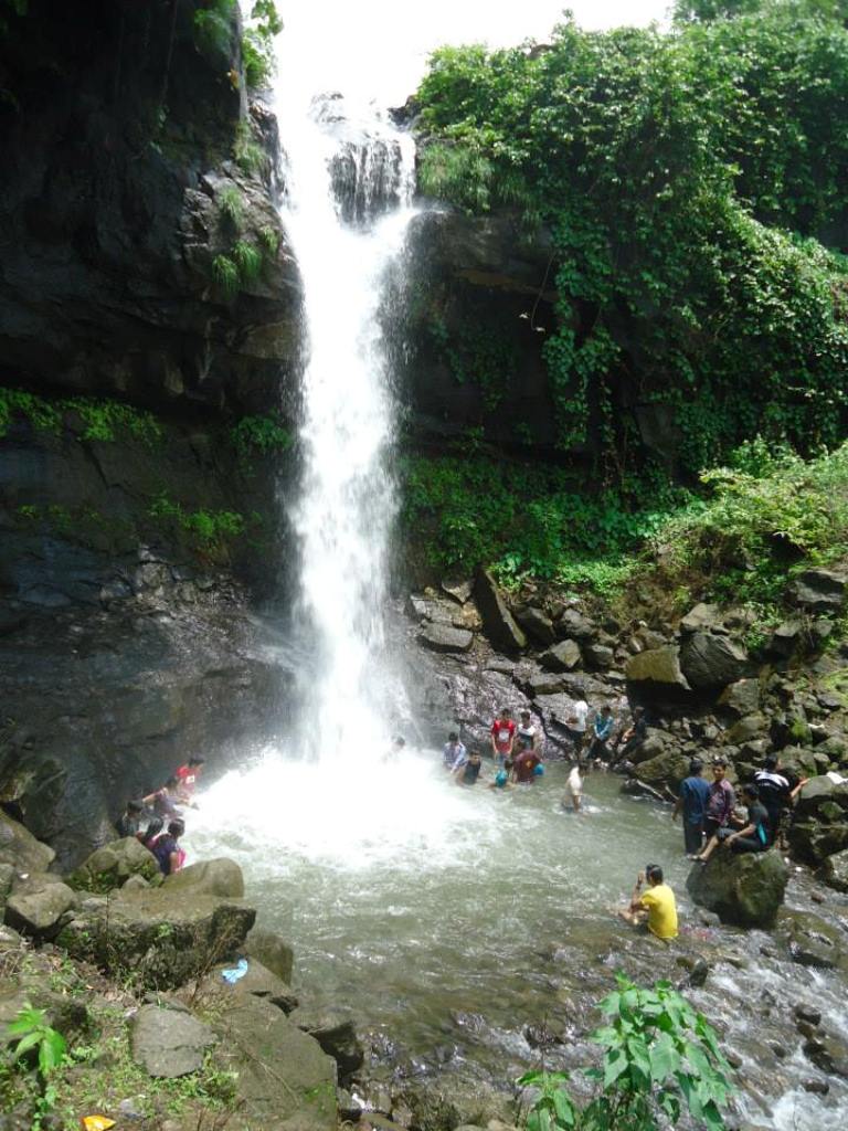 TAPALWADI WATERFALL - Amazing Maharashtra