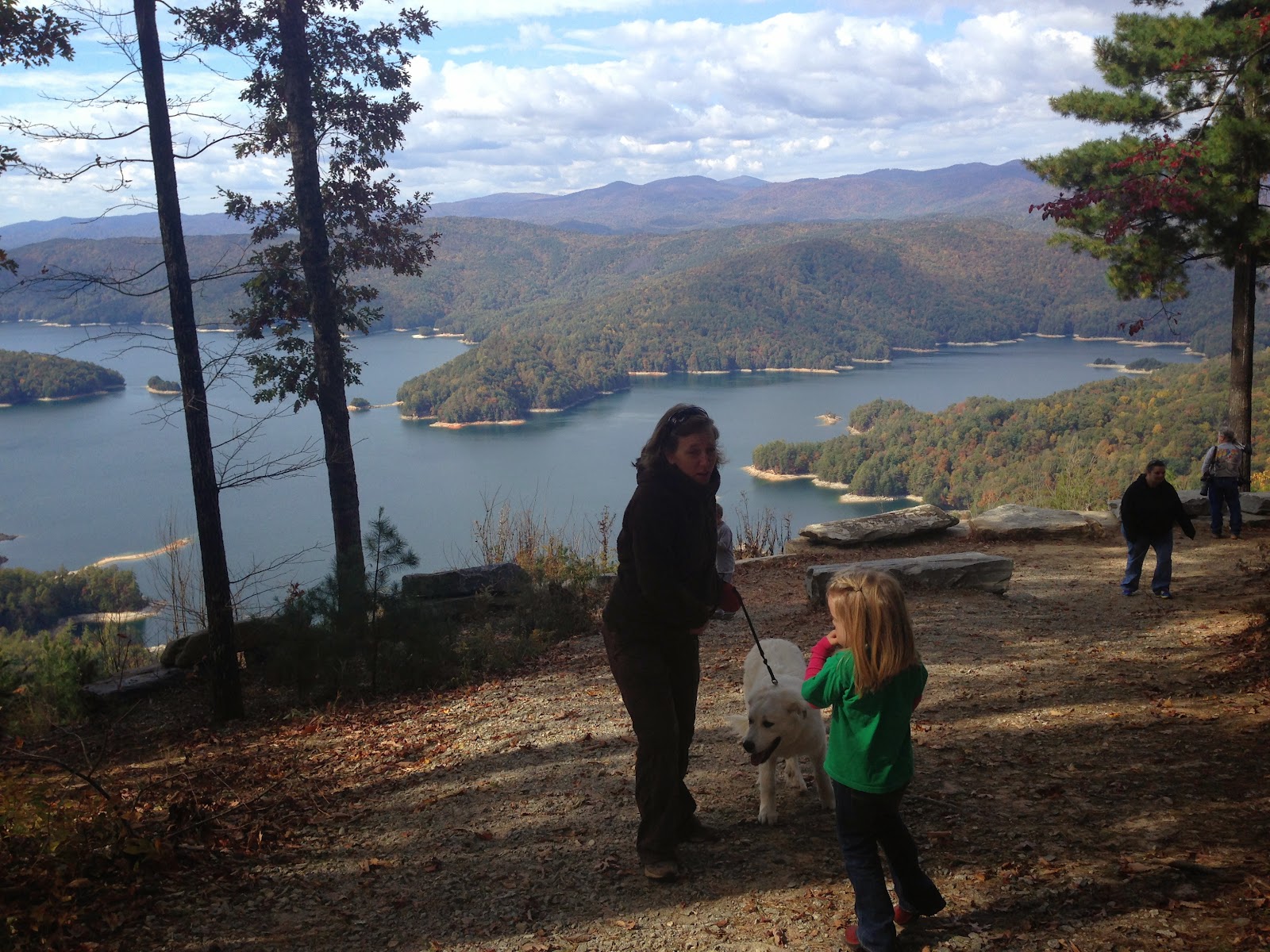 Aloha Windmill Farms: Jumping Off Rock & Sassafras Mountain