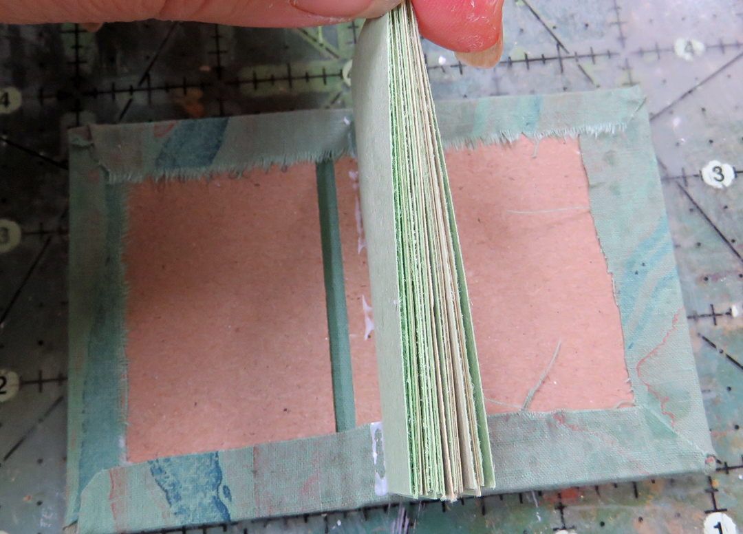 Novasblossoms Fiber Arts: Mini Books