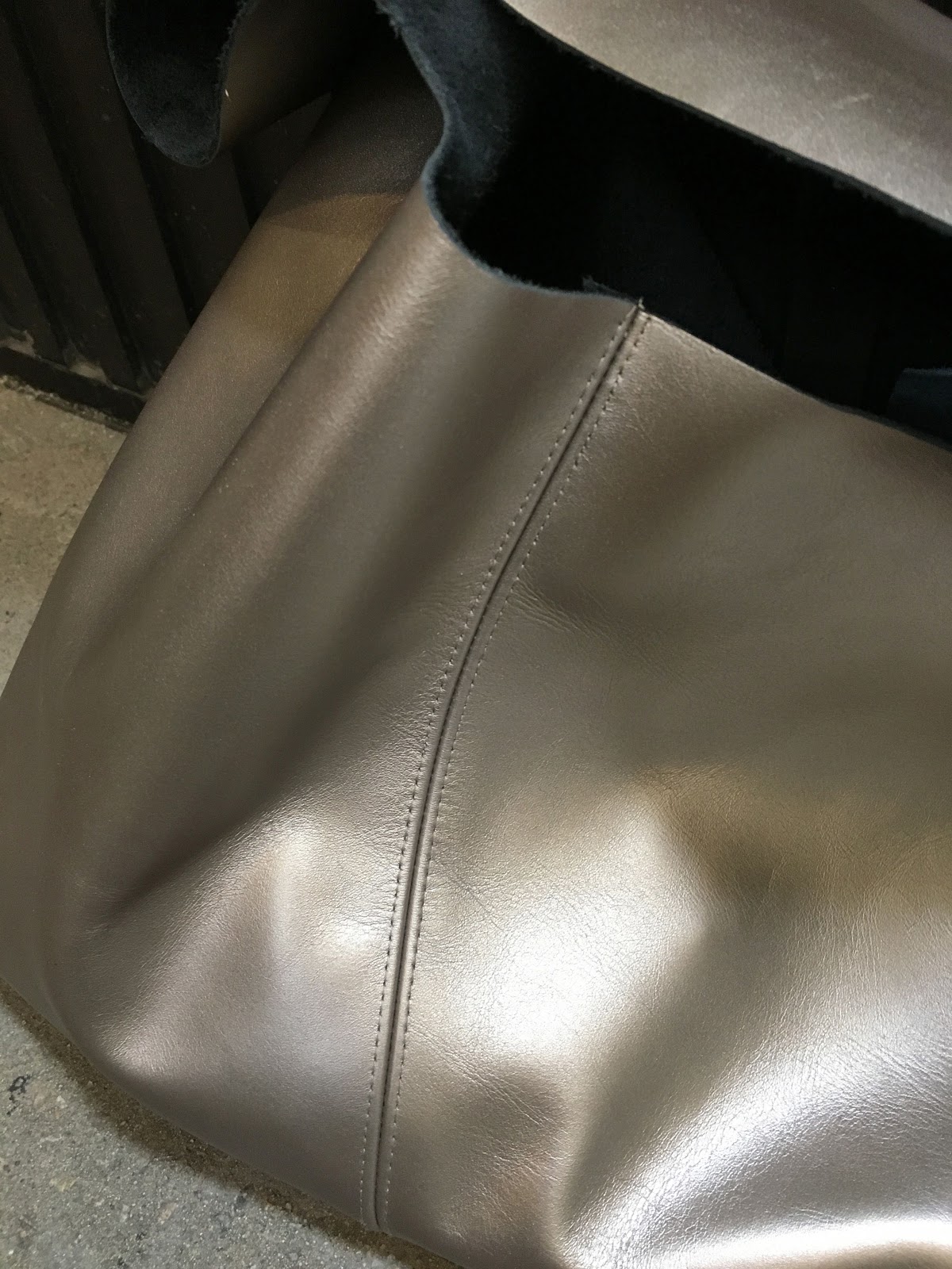 Sew Unravelled: LEATHERWORKED: SPRING SLING