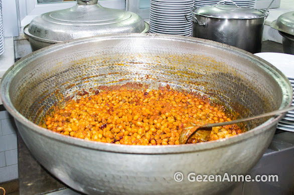 ÇAYELİ KURU FASULYE NEREDE YENİR?: Çayeli Hüsrev'de kuru fasulye ...