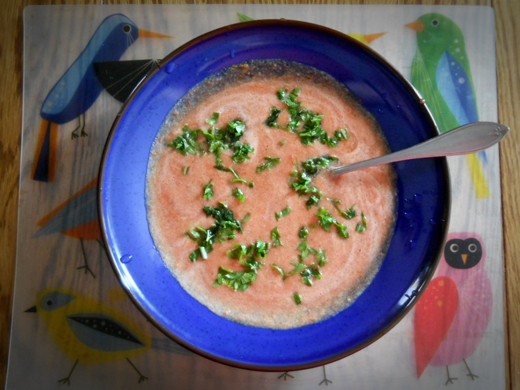 Bubulinaaa : 10 minutes Raw Soup Recipe