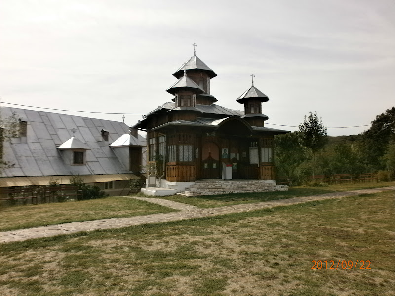 MANASTIRI-CALATORI : MANASTIREA AFTEIA(CIOARA)-SEBES ALBA