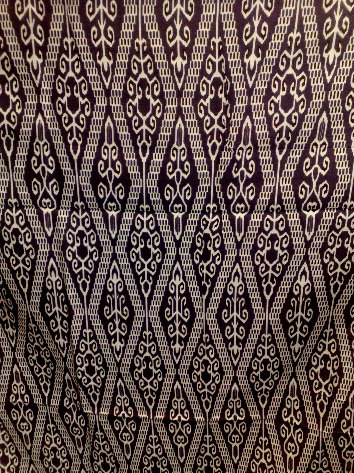 Batik Sarawak: Kain Batik Lembut Borneo