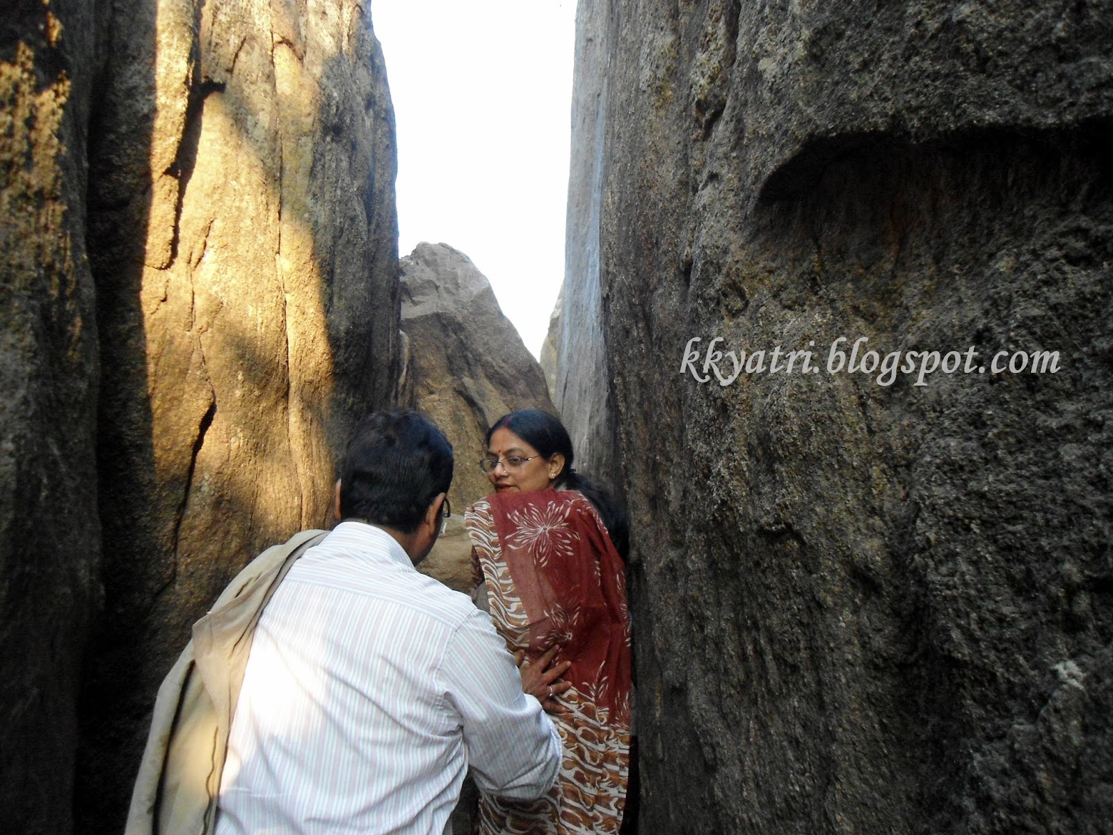 My Journey to Religious Places: Tapovan and Nawlakha Temple at Deoghar ...