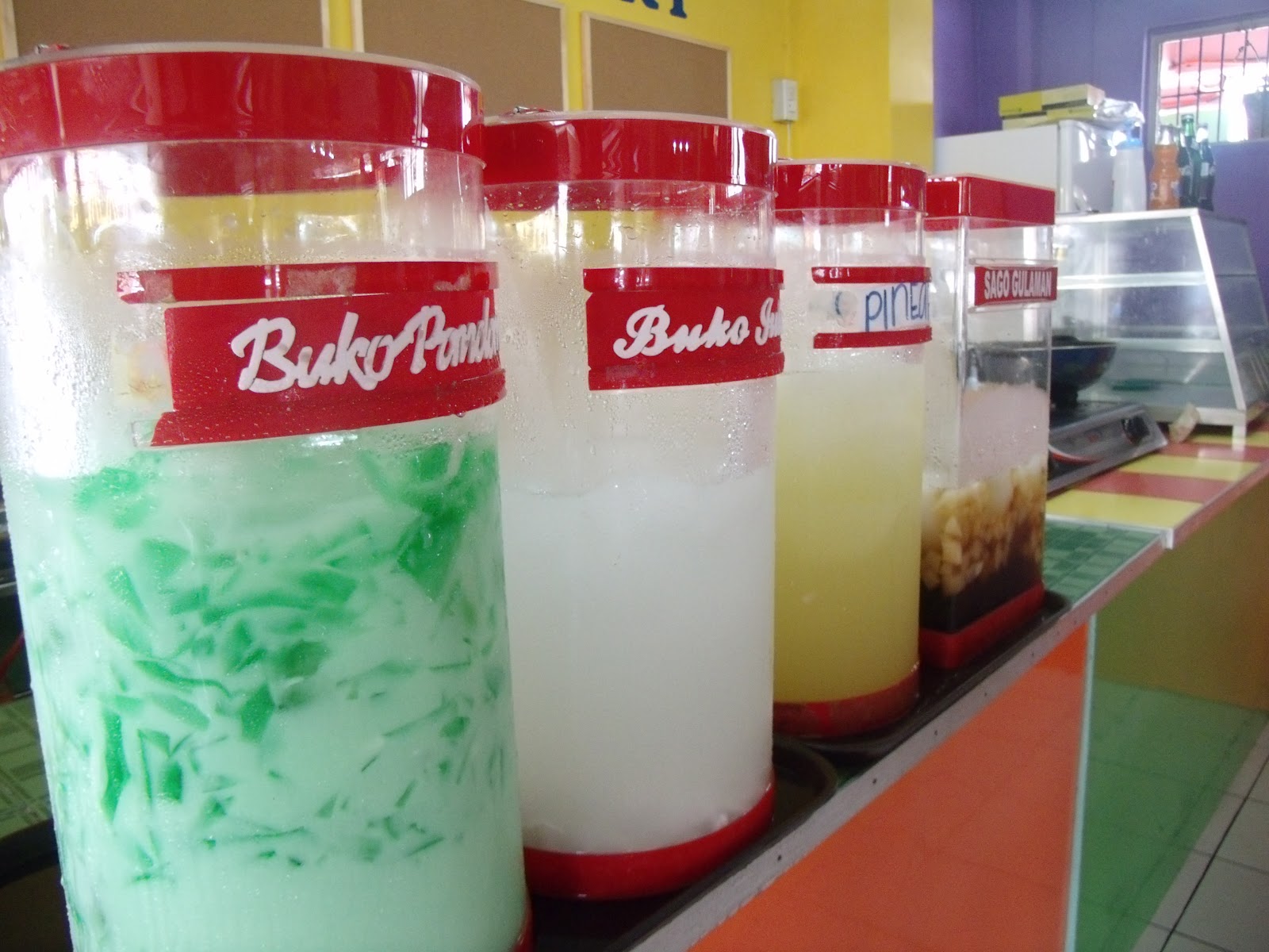 PINOYLAMANGCHAN: Palamig o Samalamig?