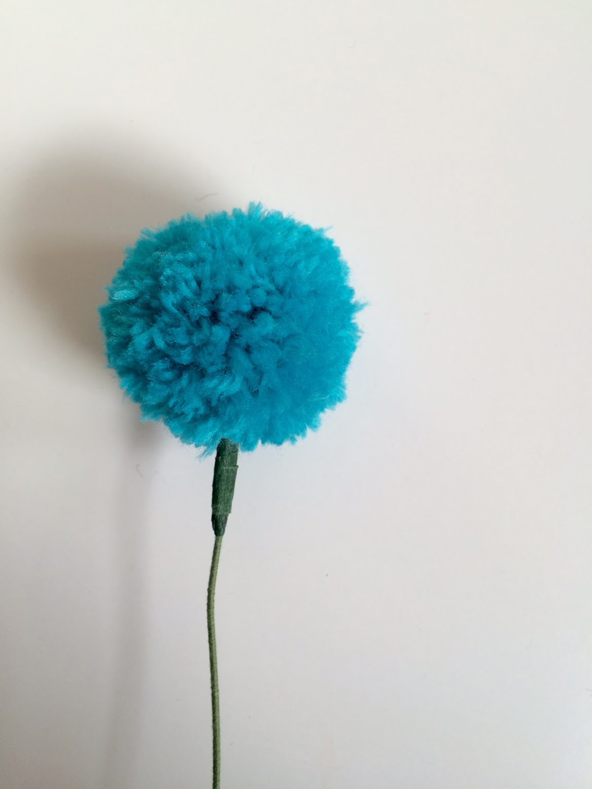 Fiberton Acres Blog: DIY Pom Pom Flower Bouquet - Granny Chic a Week