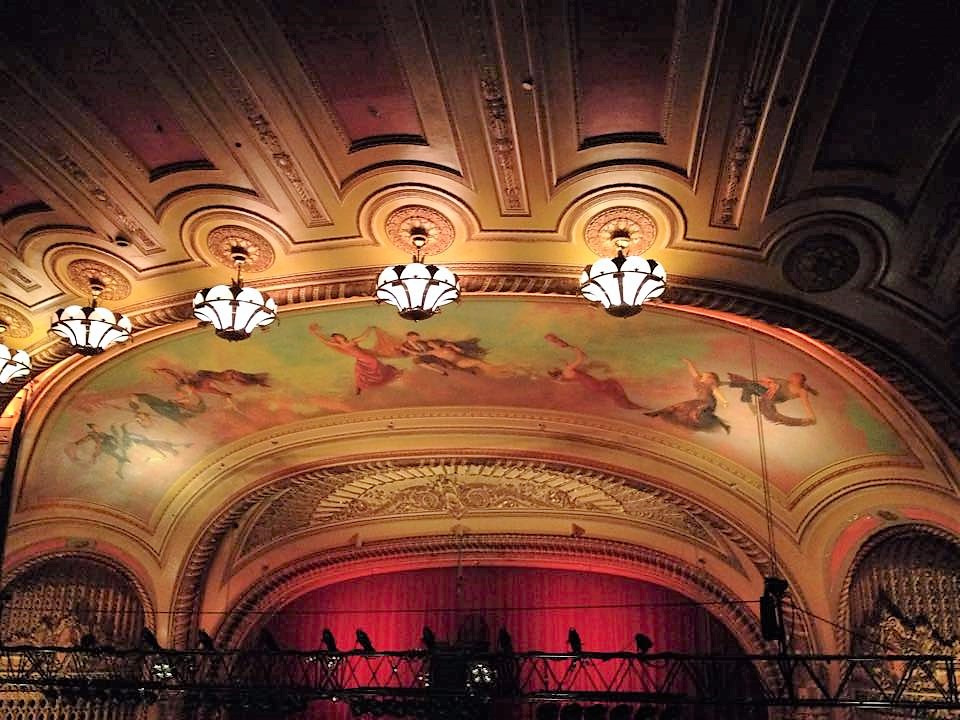 San Francisco Theatres: The Warfield Theatre: interior