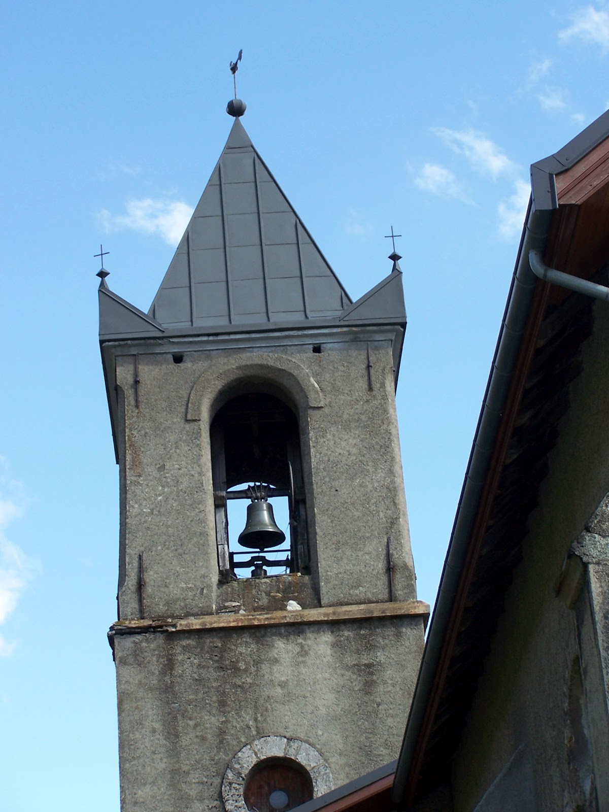Instants Mauriennais: dolmen et pierres à cupules au Thyl