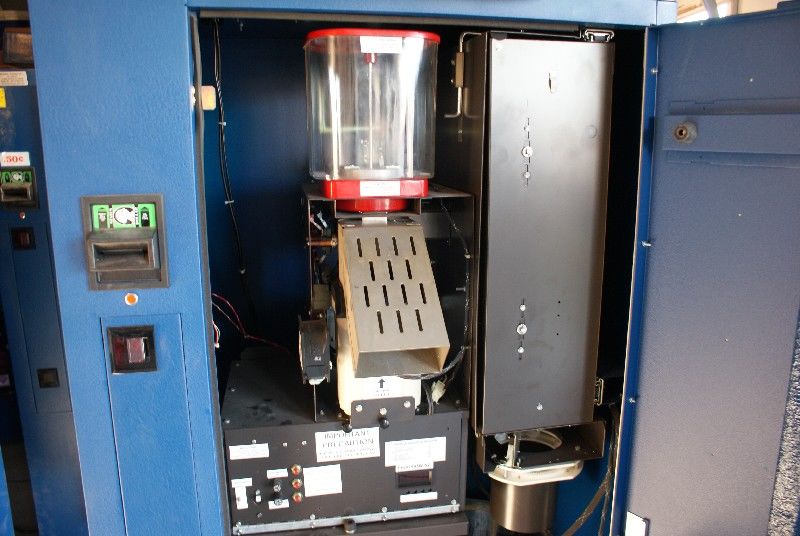 Hollywood Popcorn Vending Machines