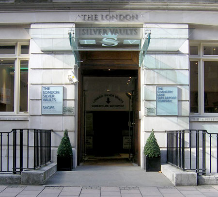 ART and ARCHITECTURE, mainly: London Silver Vaults: my favourite site ...