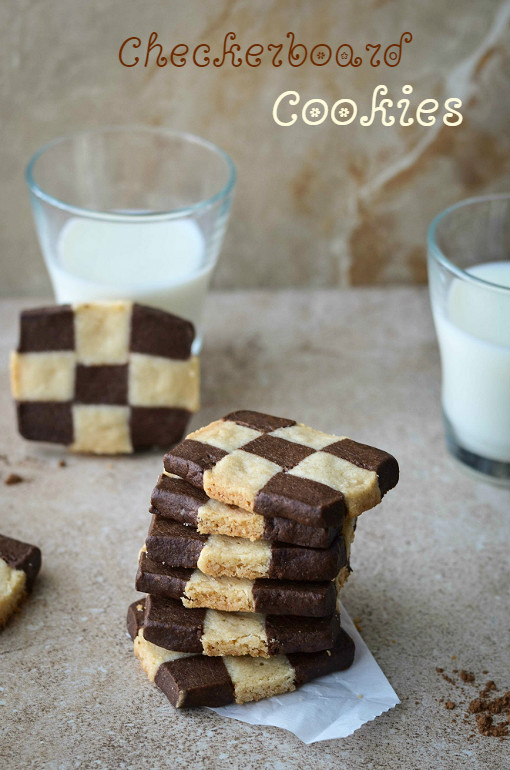 Checkerboard Cookies/Eggless Checker Board Cookies