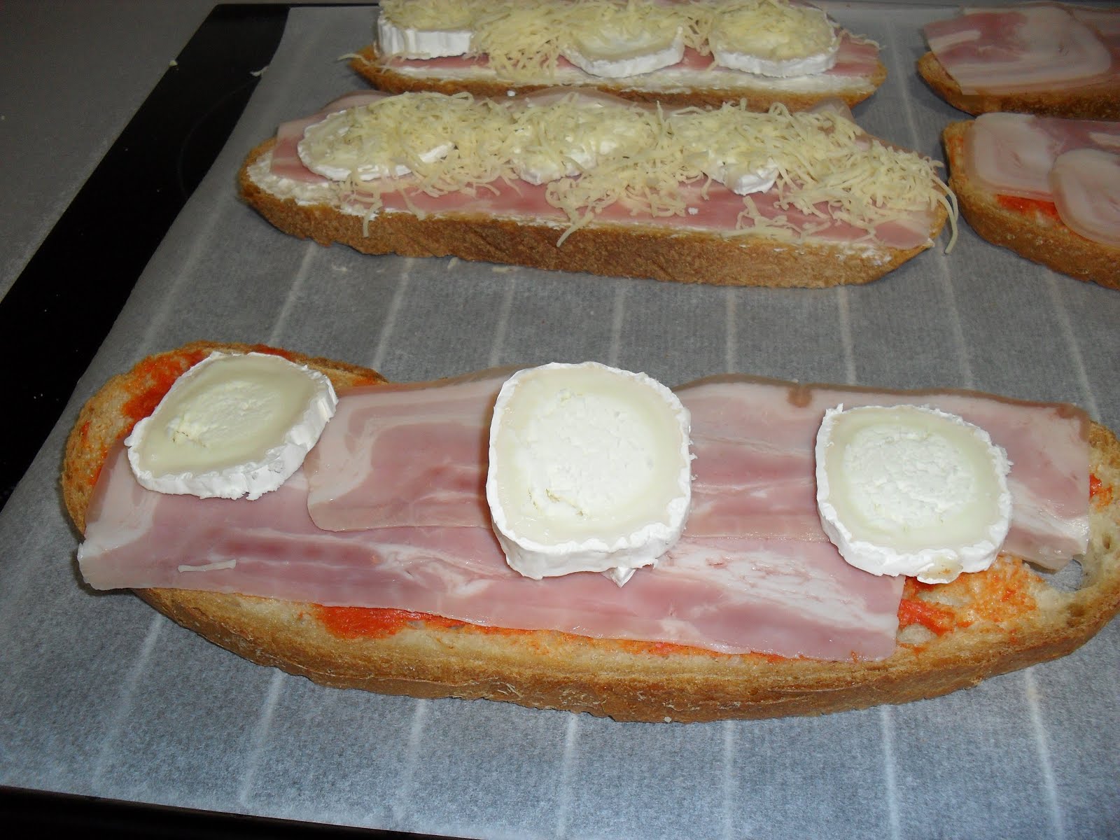 Hermanas cocinitas: TOSTADAS VARIADAS.