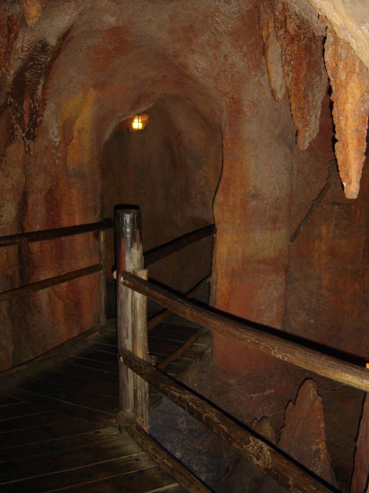 Disney Vacation Kingdom: Injun Joe's Cave