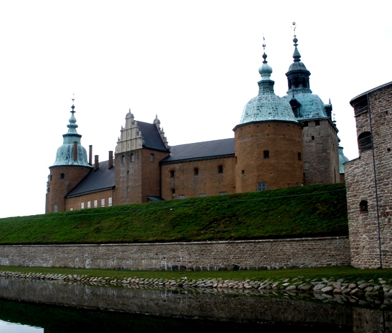 History Life and Art: The History of Kalmar Castle