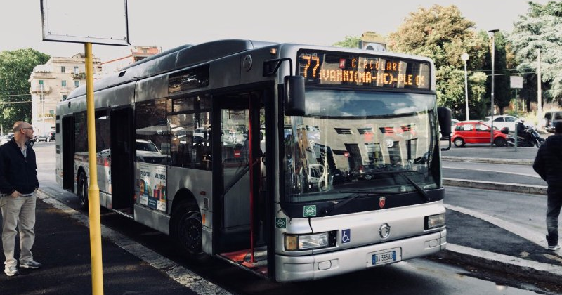 Il curioso caso della linea 77