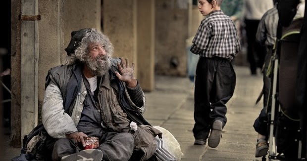 Cuidémonos de mirar al pobre con desprecio