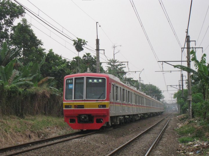 インドネシア鉄道ファン: さようなら Pakuan Express (1988 - 2011)