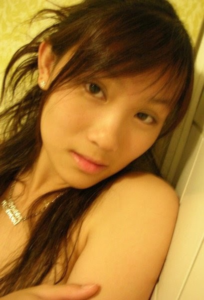 KUMPULAN FOTO TELANJANG BUGIL DAN VIDEO BOKEP: ABG Amoy Pamer Toket Gede