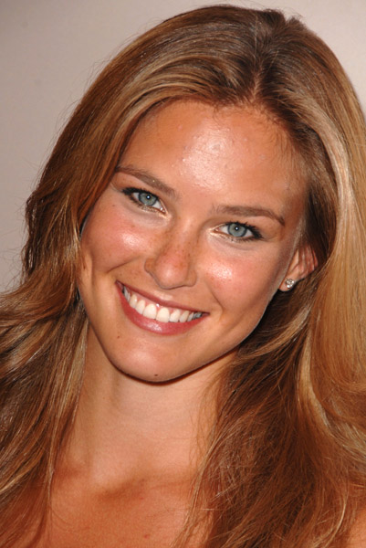 "Bar Refaeli"
