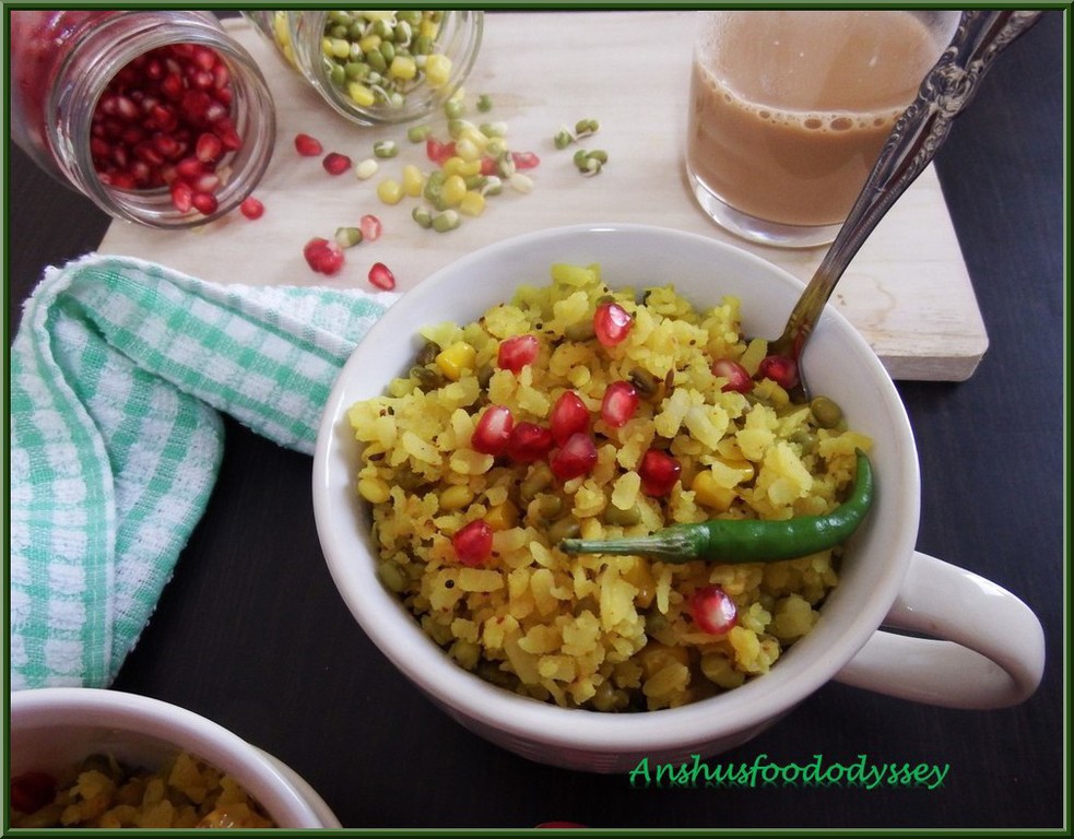 Sprouted Moong & Corn Poha