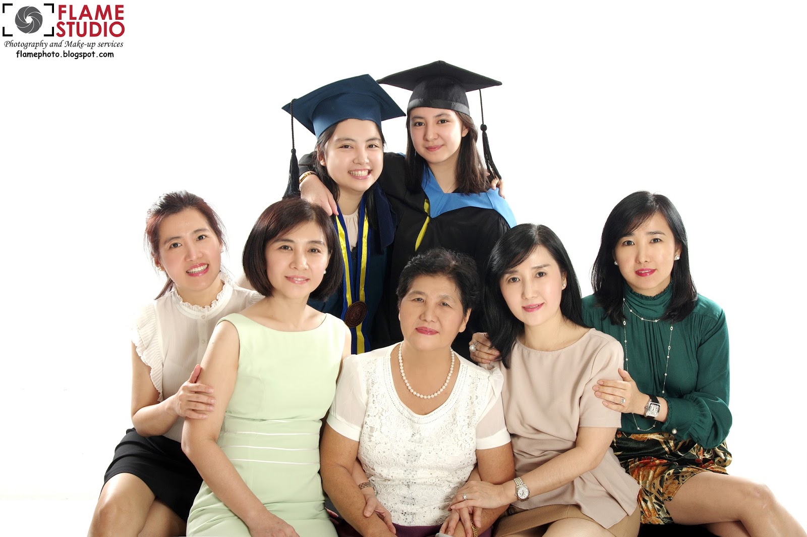 Flame Graduation Photography Studio: (71) Graduation Convocation Family ...