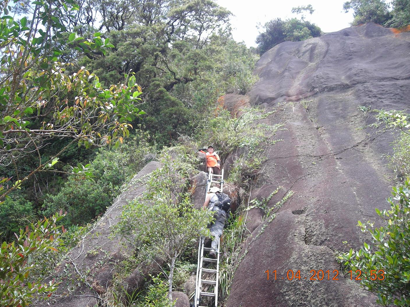 Forever Young: Gunung Ledang, Johor. 11Apr2012