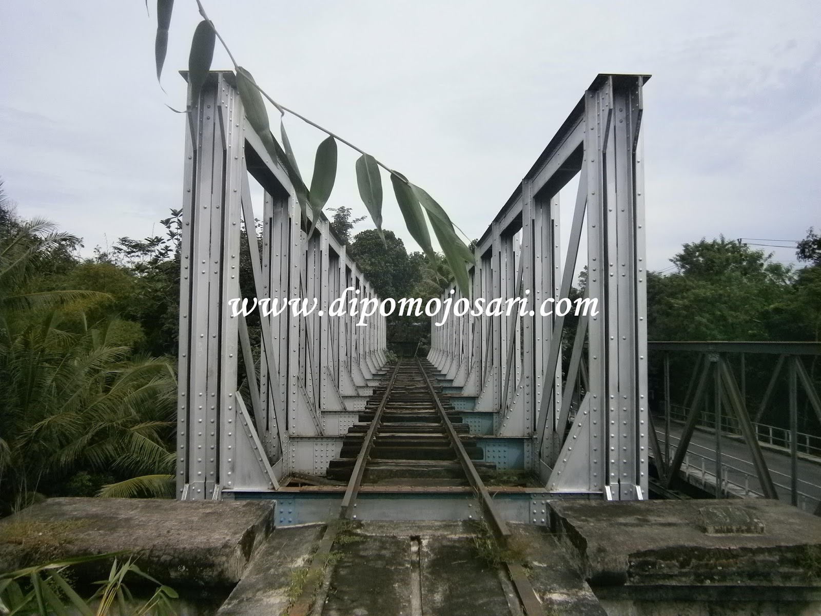 Kereta Api Indonesia: Jelajah Jalur Mati Yogyakarta-Muntilan Part 1 ...