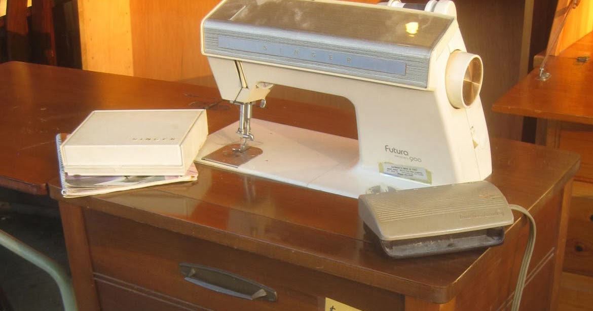 Singer Sewing Machine Futura Model 900 at Brian Bauer blog