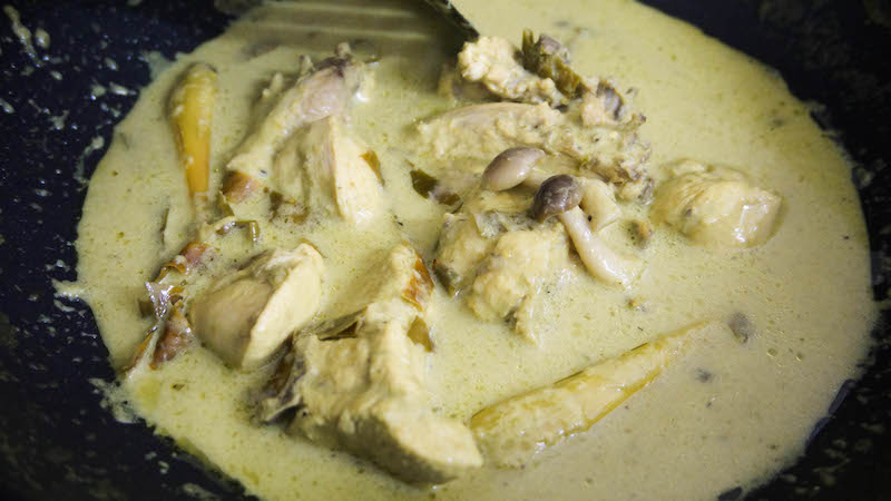 Resepi Ayam Masak Lemak Cili Api