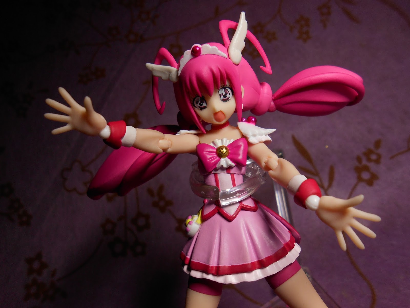 Review: S.H.Figuarts Cure Happy | Night's Corner