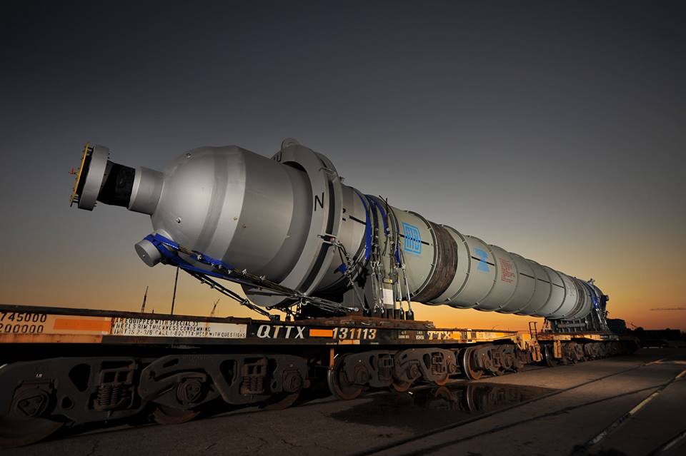 Industrial History: Flatcars and Oversize Loads