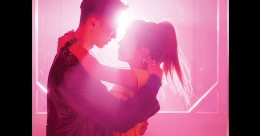 Luna releases first solo album 'Free Somebody'