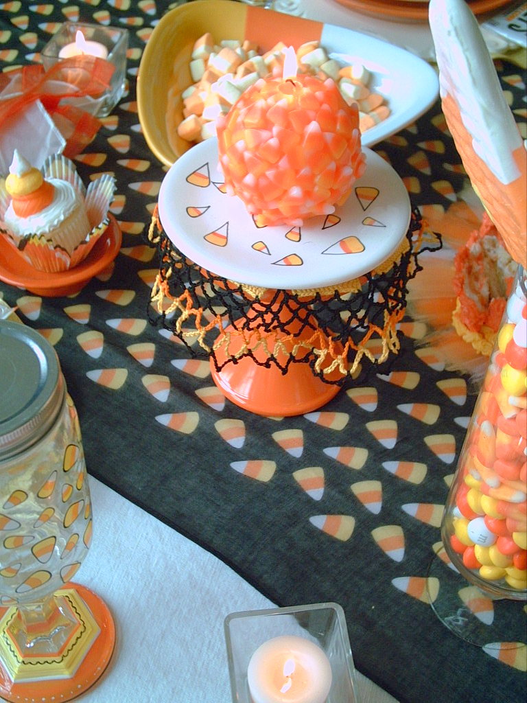 Candlelight Supper: Fall Candy Corn Tablescape