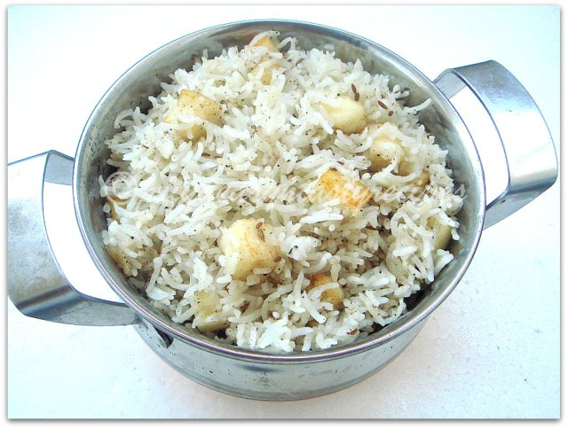 Priya's Versatile Recipes: MW Jeera Paneer Pulao