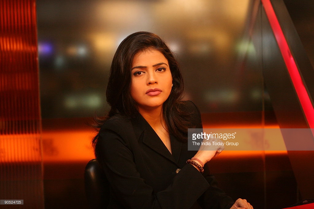 americanactrees: Beautiful Indian TV Reporter Pic, Cute Indian RJ Photo ...