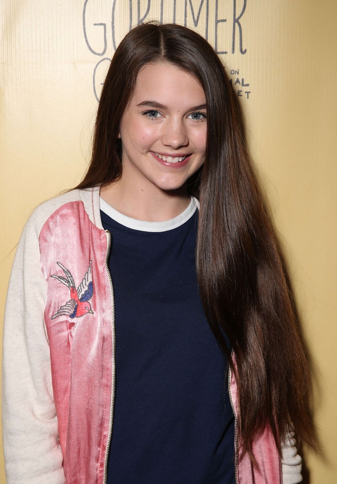 Starlet Arcade: Chloe East