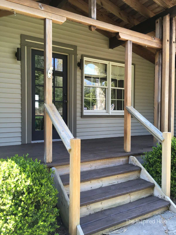 The easiest way to update your front porch | The Inspired Hive