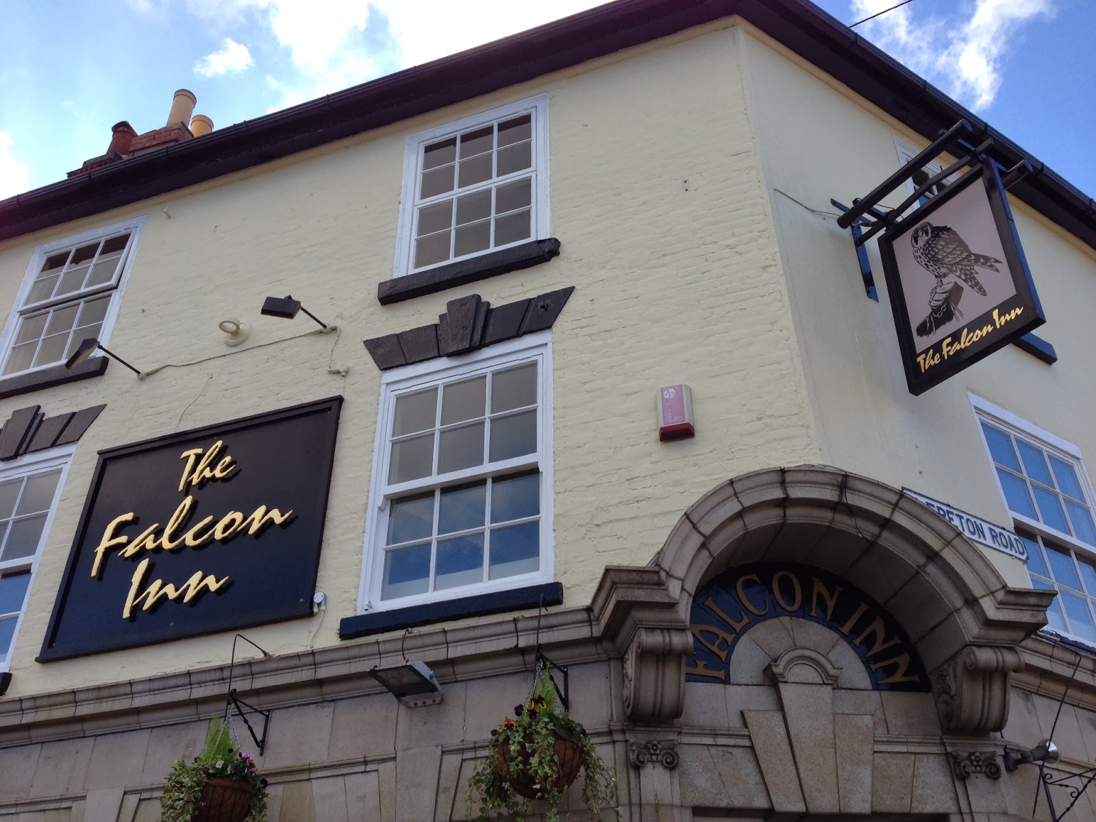 Nottingham Pubs: Falcon