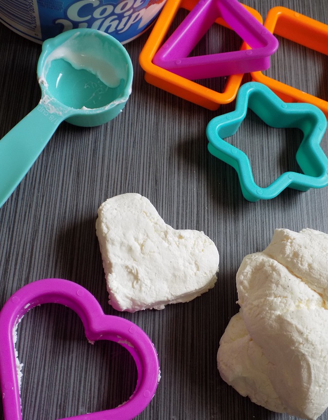 One Savvy Mom ™ | NYC Area Mom Blog: How To Make Whipped Cream Play ...